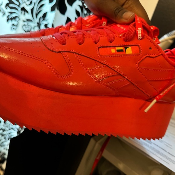 Reebok x Gigi Hadid | Shoes | Reebok Classic Leather Triple Platform ...